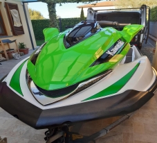 Moto  D 'acqua kawasaki  ultra  250 x